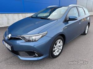 Blue Toyota Auris 2017 in Paide, with an engine capacity of 1.80 L and mileage of 245 thousand km for 8890 €, photo  on AUTOMOTO.COM.LV