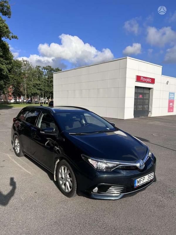 Zils Toyota Auris 2017 Klaipėda, ar dzinēja tilpumu 1.80 L un nobraukumu 207 tūkst. km par 11700 €, foto 3 vietnē AUTOMOTO.COM.LV