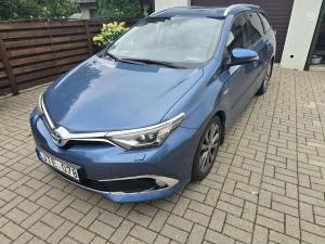 Zils Toyota Auris 2017 Plungė, ar dzinēja tilpumu 1.80 L un nobraukumu 134 tūkst. km par 13000 €, foto 9 vietnē AUTOMOTO.COM.LV