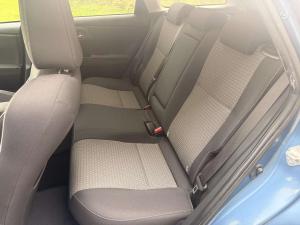 Blue Toyota Auris 2017 in Vilnius, with an engine capacity of 1.80 L and mileage of 173 thousand km for 12650 €, photo 23 on AUTOMOTO.COM.LV