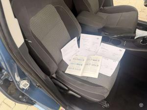 Blue Toyota Auris 2017 in Vilnius, with an engine capacity of 1.80 L and mileage of 173 thousand km for 12650 €, photo 27 on AUTOMOTO.COM.LV