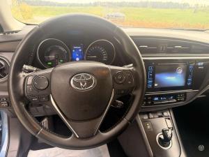 Blue Toyota Auris 2017 in Vilnius, with an engine capacity of 1.80 L and mileage of 173 thousand km for 12650 €, photo 33 on AUTOMOTO.COM.LV