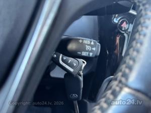 Синий Тойота Аурис 2018 в Таллин, объемом двигателя 1.60 л и пробегом 246 тыс. км за 7995 €, фото 13 на AUTOMOTO.COM.LV