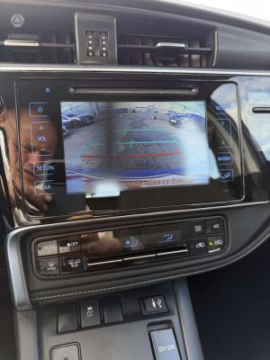 Blue Toyota Auris 2018 in Panevezys, with an engine capacity of 1.80 L and mileage of 113 thousand km for 12200 €, photo 19 on AUTOMOTO.COM.LV