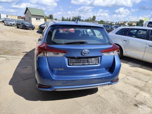Toyota Auris 2018 Utena vietnē Zils Toyota Auris 2018 Utena, ar dzinēja tilpumu 1.20 L un nobraukumu 170 tūkst. km par 8990 €, foto 8 vietnē AUTOMOTO.COM.LV
