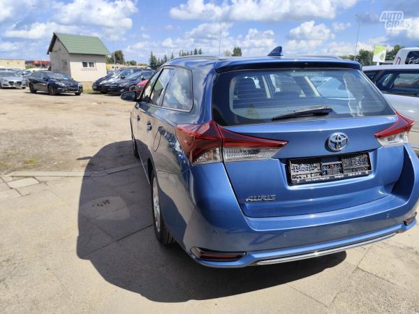 Toyota Auris 2018 Utena vietnē Zils Toyota Auris 2018 Utena, ar dzinēja tilpumu 1.20 L un nobraukumu 170 tūkst. km par 8990 €, foto 9 vietnē AUTOMOTO.COM.LV