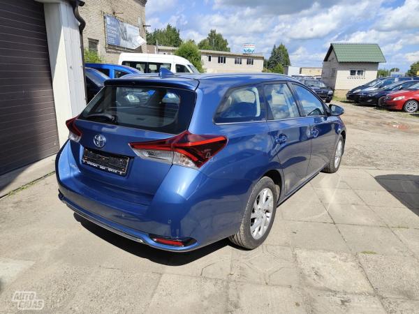Toyota Auris 2018 Utena vietnē Zils Toyota Auris 2018 Utena, ar dzinēja tilpumu 1.20 L un nobraukumu 170 tūkst. km par 8990 €, foto 11 vietnē AUTOMOTO.COM.LV