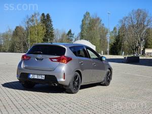 Brūns Toyota Auris 2013 Rīga, ar dzinēja tilpumu 1.60 L un nobraukumu 105 tūkst. km par 8190 €, foto 7 vietnē AUTOMOTO.COM.LV