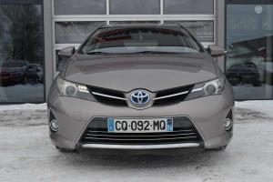 Brown Toyota Auris 2013 in Vilnius, with an engine capacity of 1.80 L and mileage of 230 thousand km for 8000 €, photo 21 on AUTOMOTO.COM.LV