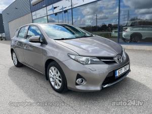 Brūns Toyota Auris 2013 Tartu, ar dzinēja tilpumu 1.60 L un nobraukumu 151 tūkst. km par 5990 €, foto 5 vietnē AUTOMOTO.COM.LV