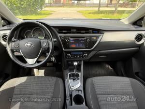 Brown Toyota Auris 2013 in Parnu, with an engine capacity of 1.60 L and mileage of 0 thousand km for 6450 €, photo 11 on AUTOMOTO.COM.LV