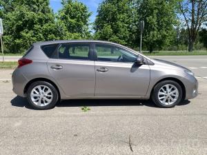 Brūns Toyota Auris 2013 Ogre, ar dzinēja tilpumu 1.30 L un nobraukumu 213 tūkst. km par 6470 €, foto 6 vietnē AUTOMOTO.COM.LV