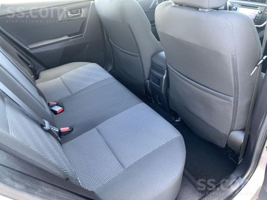 Brūns Toyota Auris 2013 Ogre, ar dzinēja tilpumu 1.30 L un nobraukumu 213 tūkst. km par 6470 €, foto 12 vietnē AUTOMOTO.COM.LV