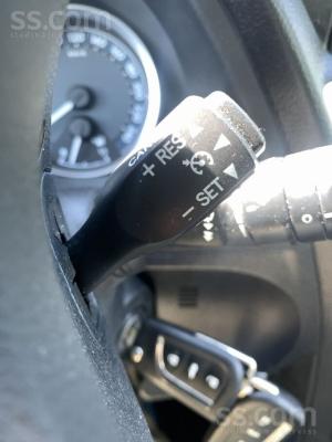 Brūns Toyota Auris 2013 Ogre, ar dzinēja tilpumu 1.30 L un nobraukumu 213 tūkst. km par 6470 €, foto 18 vietnē AUTOMOTO.COM.LV