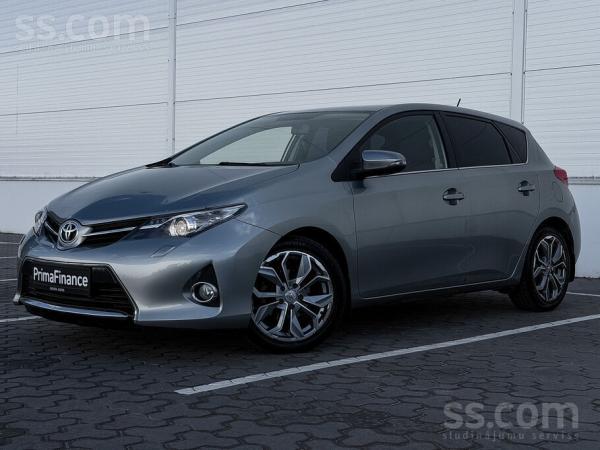 Brūns Toyota Auris 2013 Rīga, ar dzinēja tilpumu 1.40 L un nobraukumu 0 tūkst. km par 5490 €, foto 1 vietnē AUTOMOTO.COM.LV