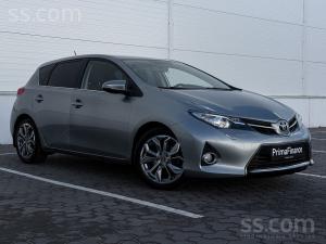Brūns Toyota Auris 2013 Rīga, ar dzinēja tilpumu 1.40 L un nobraukumu 0 tūkst. km par 5490 €, foto 4 vietnē AUTOMOTO.COM.LV