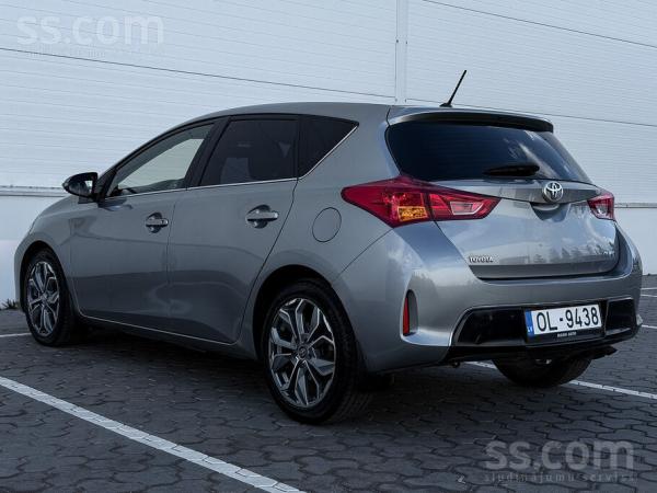 Brūns Toyota Auris 2013 Rīga, ar dzinēja tilpumu 1.40 L un nobraukumu 0 tūkst. km par 5490 €, foto 4 vietnē AUTOMOTO.COM.LV