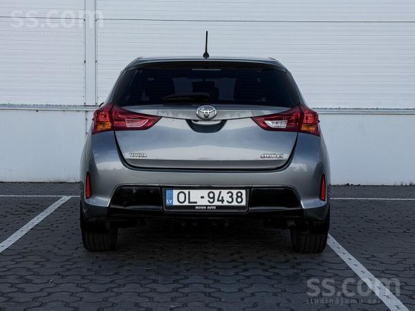 Brūns Toyota Auris 2013 Rīga, ar dzinēja tilpumu 1.40 L un nobraukumu 0 tūkst. km par 5490 €, foto 7 vietnē AUTOMOTO.COM.LV