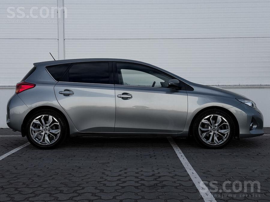 Brūns Toyota Auris 2013 Rīga, ar dzinēja tilpumu 1.40 L un nobraukumu 0 tūkst. km par 5490 €, foto 13 vietnē AUTOMOTO.COM.LV