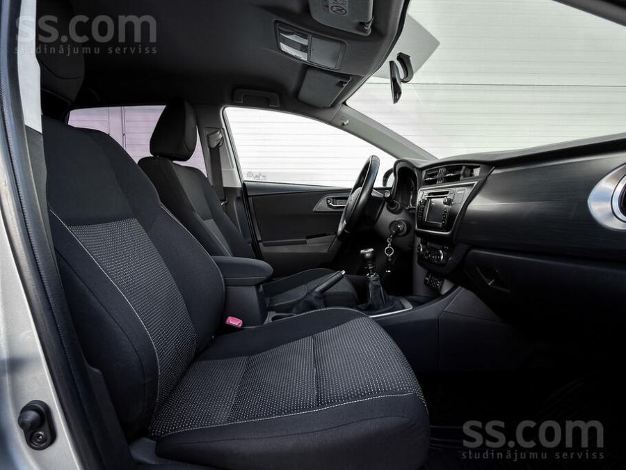 Brūns Toyota Auris 2013 Rīga, ar dzinēja tilpumu 1.40 L un nobraukumu 0 tūkst. km par 5490 €, foto 17 vietnē AUTOMOTO.COM.LV