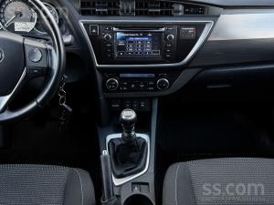 Brūns Toyota Auris 2013 Rīga, ar dzinēja tilpumu 1.40 L un nobraukumu 0 tūkst. km par 5490 €, foto 20 vietnē AUTOMOTO.COM.LV