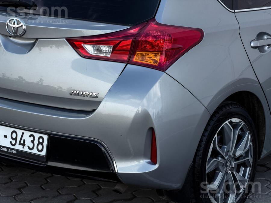 Brūns Toyota Auris 2013 Rīga, ar dzinēja tilpumu 1.40 L un nobraukumu 0 tūkst. km par 5490 €, foto 33 vietnē AUTOMOTO.COM.LV