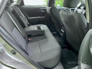 Brown Toyota Auris 2013 in Tallinn, with an engine capacity of 1.60 L and mileage of 134 thousand km for 8000 €, photo 8 on AUTOMOTO.COM.LV