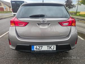 Коричневый Тойота Аурис 2013 в Пайде, объемом двигателя 1.60 л и пробегом 145 тыс. км за 7790 €, фото 6 на AUTOMOTO.COM.LV