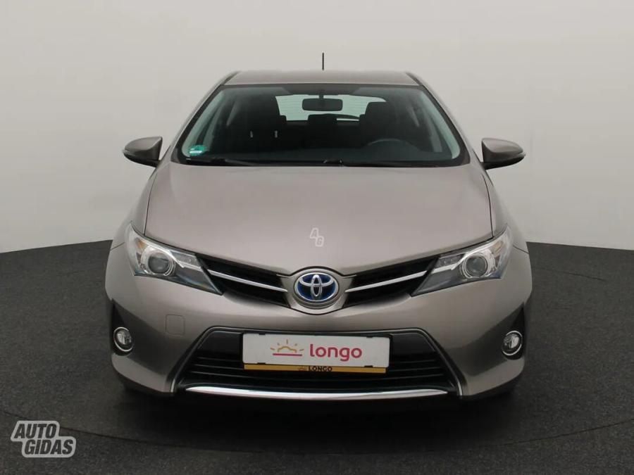 Brūns Toyota Auris 2014 Viļņa, ar dzinēja tilpumu 1.80 L un nobraukumu 215 tūkst. km par 9699 €, foto 4 vietnē AUTOMOTO.COM.LV