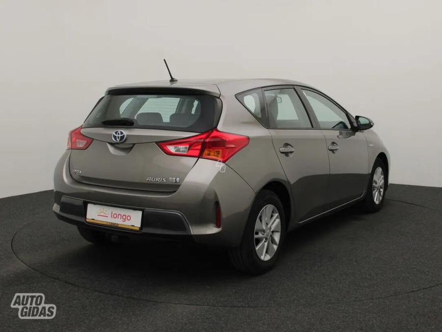 Brūns Toyota Auris 2014 Viļņa, ar dzinēja tilpumu 1.80 L un nobraukumu 215 tūkst. km par 9699 €, foto 9 vietnē AUTOMOTO.COM.LV