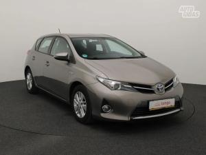Brūns Toyota Auris 2014 Viļņa, ar dzinēja tilpumu 1.80 L un nobraukumu 215 tūkst. km par 9699 €, foto 11 vietnē AUTOMOTO.COM.LV