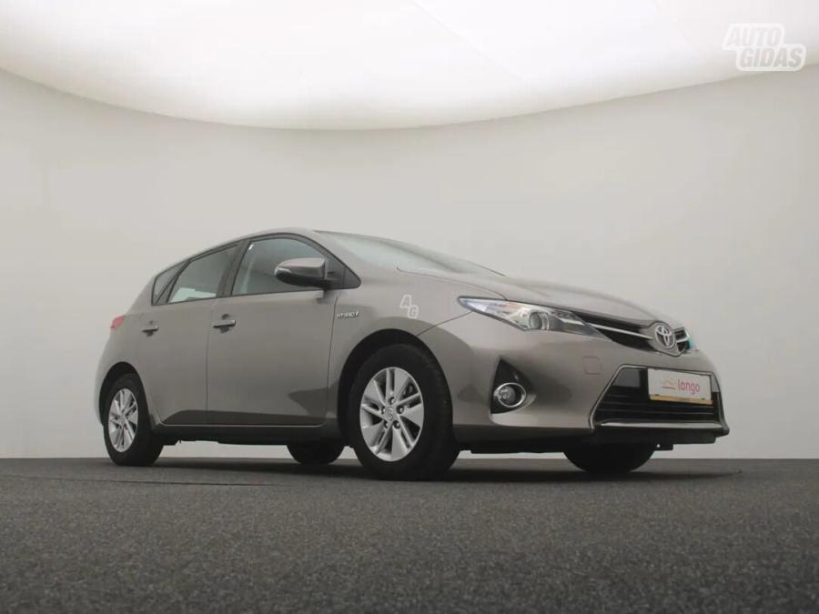 Brūns Toyota Auris 2014 Viļņa, ar dzinēja tilpumu 1.80 L un nobraukumu 215 tūkst. km par 9699 €, foto 12 vietnē AUTOMOTO.COM.LV