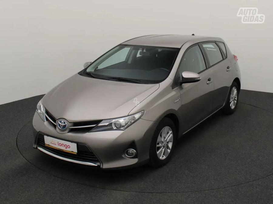 Brūns Toyota Auris 2014 Viļņa, ar dzinēja tilpumu 1.80 L un nobraukumu 178 tūkst. km par 10699 €, foto 1 vietnē AUTOMOTO.COM.LV
