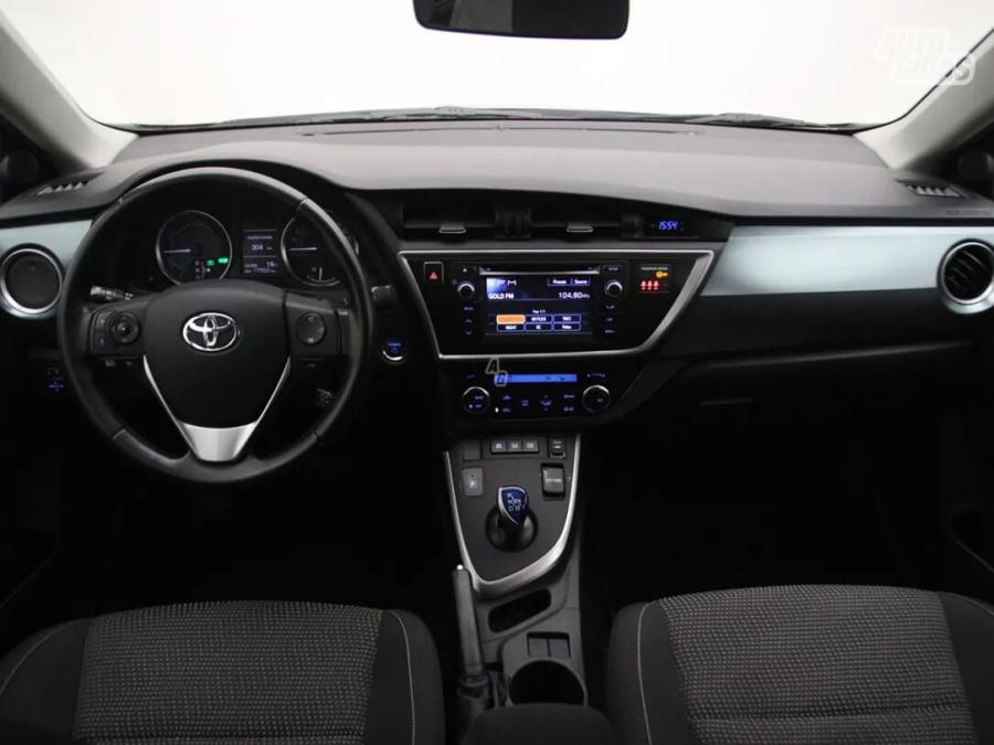 Brūns Toyota Auris 2014 Viļņa, ar dzinēja tilpumu 1.80 L un nobraukumu 178 tūkst. km par 10699 €, foto 3 vietnē AUTOMOTO.COM.LV