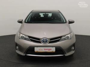 Brūns Toyota Auris 2014 Viļņa, ar dzinēja tilpumu 1.80 L un nobraukumu 178 tūkst. km par 10699 €, foto 4 vietnē AUTOMOTO.COM.LV