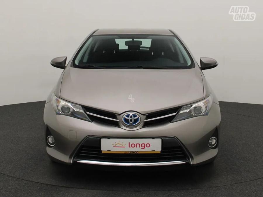 Brūns Toyota Auris 2014 Viļņa, ar dzinēja tilpumu 1.80 L un nobraukumu 178 tūkst. km par 10699 €, foto 4 vietnē AUTOMOTO.COM.LV