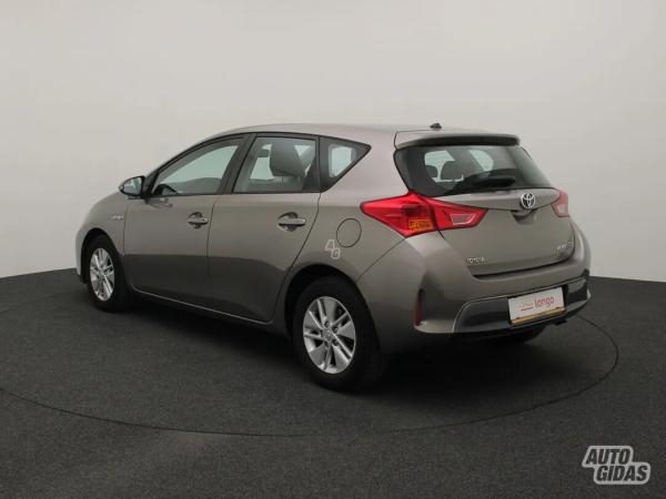 Brūns Toyota Auris 2014 Viļņa, ar dzinēja tilpumu 1.80 L un nobraukumu 178 tūkst. km par 10699 €, foto 7 vietnē AUTOMOTO.COM.LV
