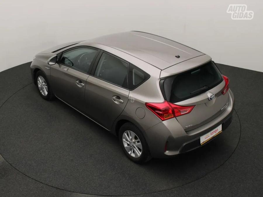 Brūns Toyota Auris 2014 Viļņa, ar dzinēja tilpumu 1.80 L un nobraukumu 178 tūkst. km par 10699 €, foto 13 vietnē AUTOMOTO.COM.LV