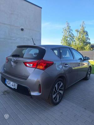 Brūns Toyota Auris 2014 Šauļi, ar dzinēja tilpumu 1.36 L un nobraukumu 1 tūkst. km par 5300 €, foto 4 vietnē AUTOMOTO.COM.LV