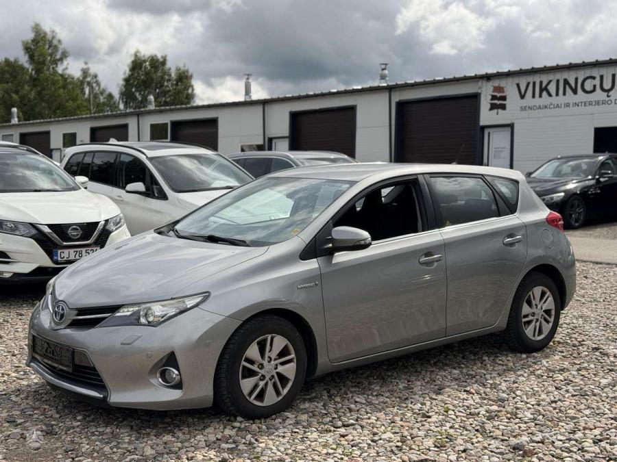 Brūns Toyota Auris 2014 Utena, ar dzinēja tilpumu 1.80 L un nobraukumu 247 tūkst. km par 7490 €, foto 6 vietnē AUTOMOTO.COM.LV