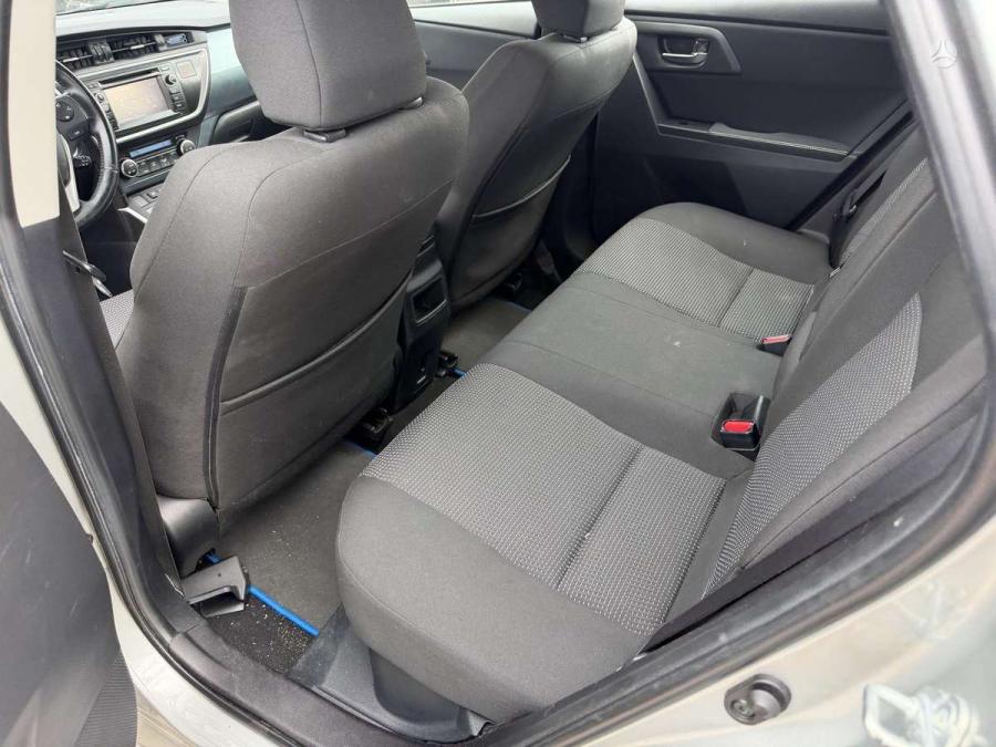 Brūns Toyota Auris 2014 Utena, ar dzinēja tilpumu 1.80 L un nobraukumu 247 tūkst. km par 7490 €, foto 8 vietnē AUTOMOTO.COM.LV