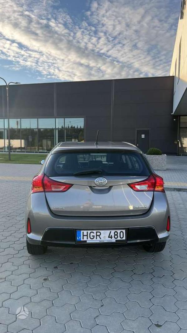Brūns Toyota Auris 2014 Kauņa, ar dzinēja tilpumu 1.36 L un nobraukumu 283 tūkst. km par 4955 €, foto 6 vietnē AUTOMOTO.COM.LV