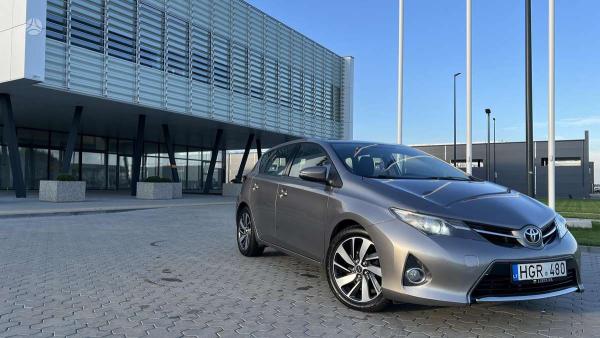 Brūns Toyota Auris 2014 Kauņa, ar dzinēja tilpumu 1.36 L un nobraukumu 283 tūkst. km par 4955 €, foto 8 vietnē AUTOMOTO.COM.LV