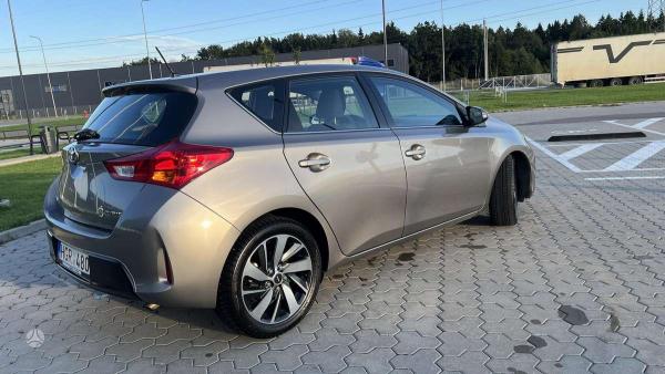 Brūns Toyota Auris 2014 Kauņa, ar dzinēja tilpumu 1.36 L un nobraukumu 283 tūkst. km par 4955 €, foto 10 vietnē AUTOMOTO.COM.LV