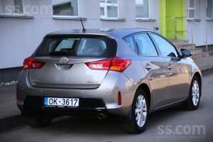 Brūns Toyota Auris 2015 Rīga, ar dzinēja tilpumu 1.60 L un nobraukumu 87 tūkst. km par 8495 €, foto 7 vietnē AUTOMOTO.COM.LV