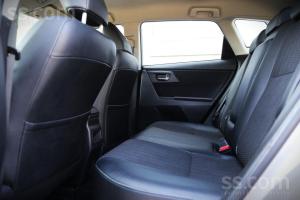 Brūns Toyota Auris 2015 Rīga, ar dzinēja tilpumu 1.60 L un nobraukumu 87 tūkst. km par 8495 €, foto 15 vietnē AUTOMOTO.COM.LV