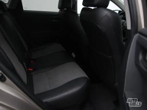 Brown Toyota Auris 2015 in Vilnius, with an engine capacity of 1.80 L and mileage of 149 thousand km for 12199 €, photo 16 on AUTOMOTO.COM.LV