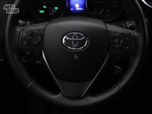 Brown Toyota Auris 2015 in Vilnius, with an engine capacity of 1.80 L and mileage of 149 thousand km for 12199 €, photo 19 on AUTOMOTO.COM.LV