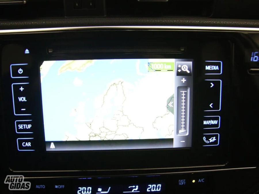 Brown Toyota Auris 2015 in Vilnius, with an engine capacity of 1.80 L and mileage of 149 thousand km for 12199 €, photo 25 on AUTOMOTO.COM.LV