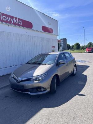 Brūns Toyota Auris 2015 Ukmergė, ar dzinēja tilpumu 1.60 L un nobraukumu 205 tūkst. km par 6999 €, foto 3 vietnē AUTOMOTO.COM.LV